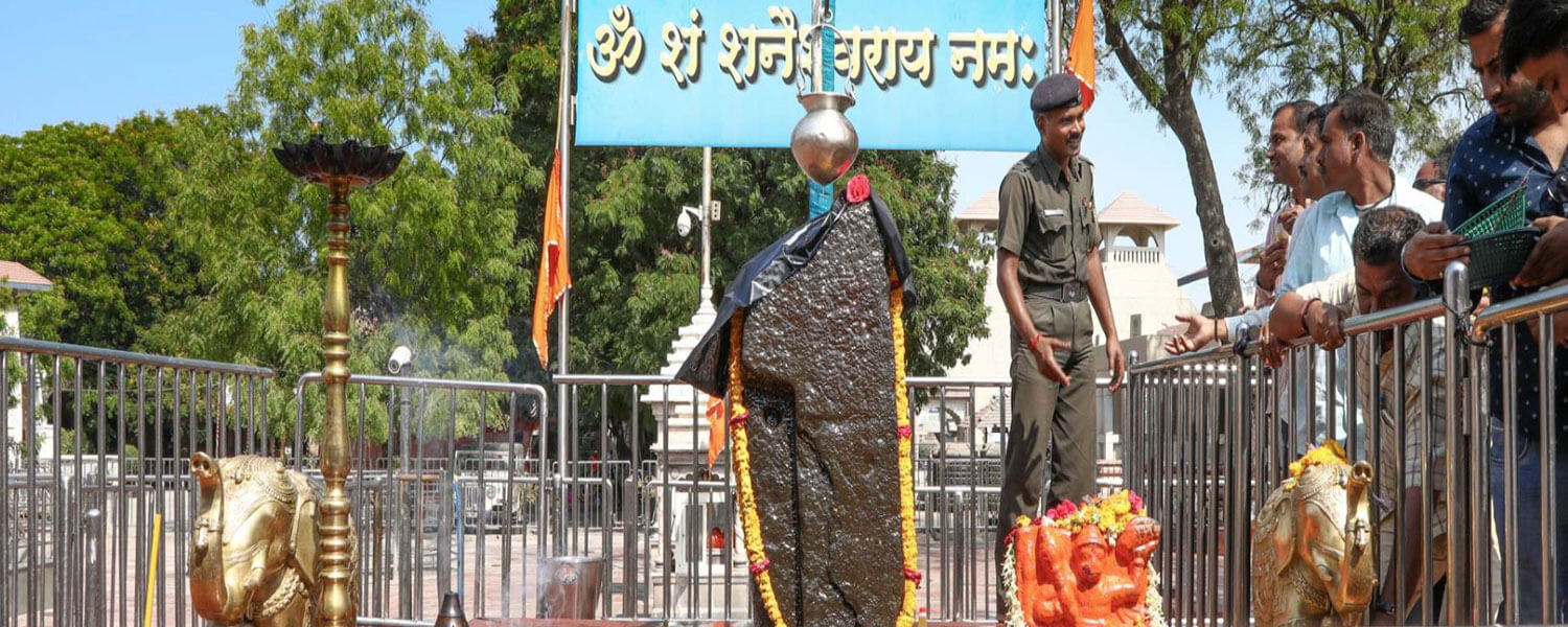 All important information about Shani Shingnapur Temple