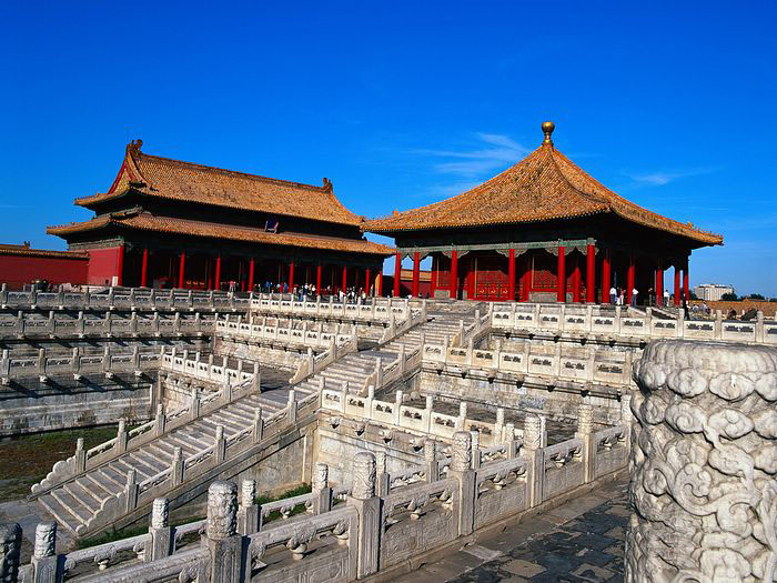 Book Tale Of 2 Cities China