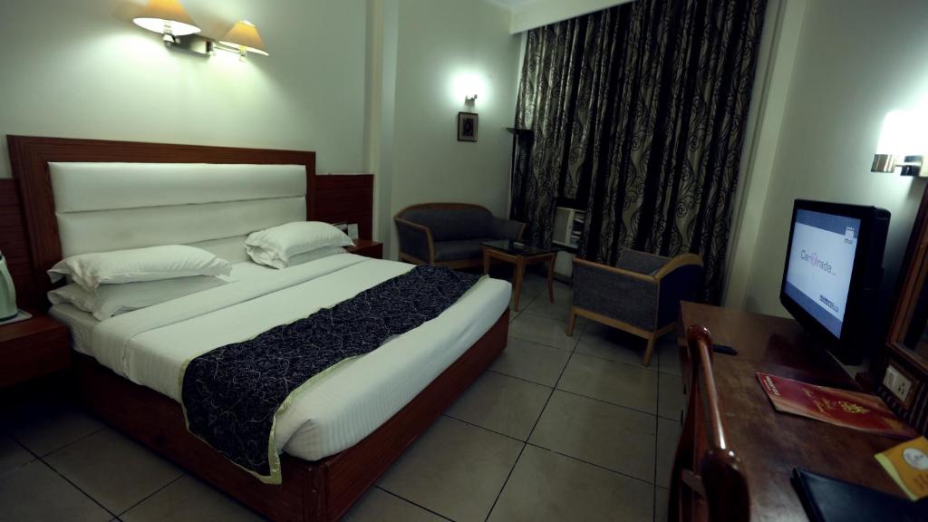 Hotel Devi Grand Katra, Book Hotels Starting From AED 176