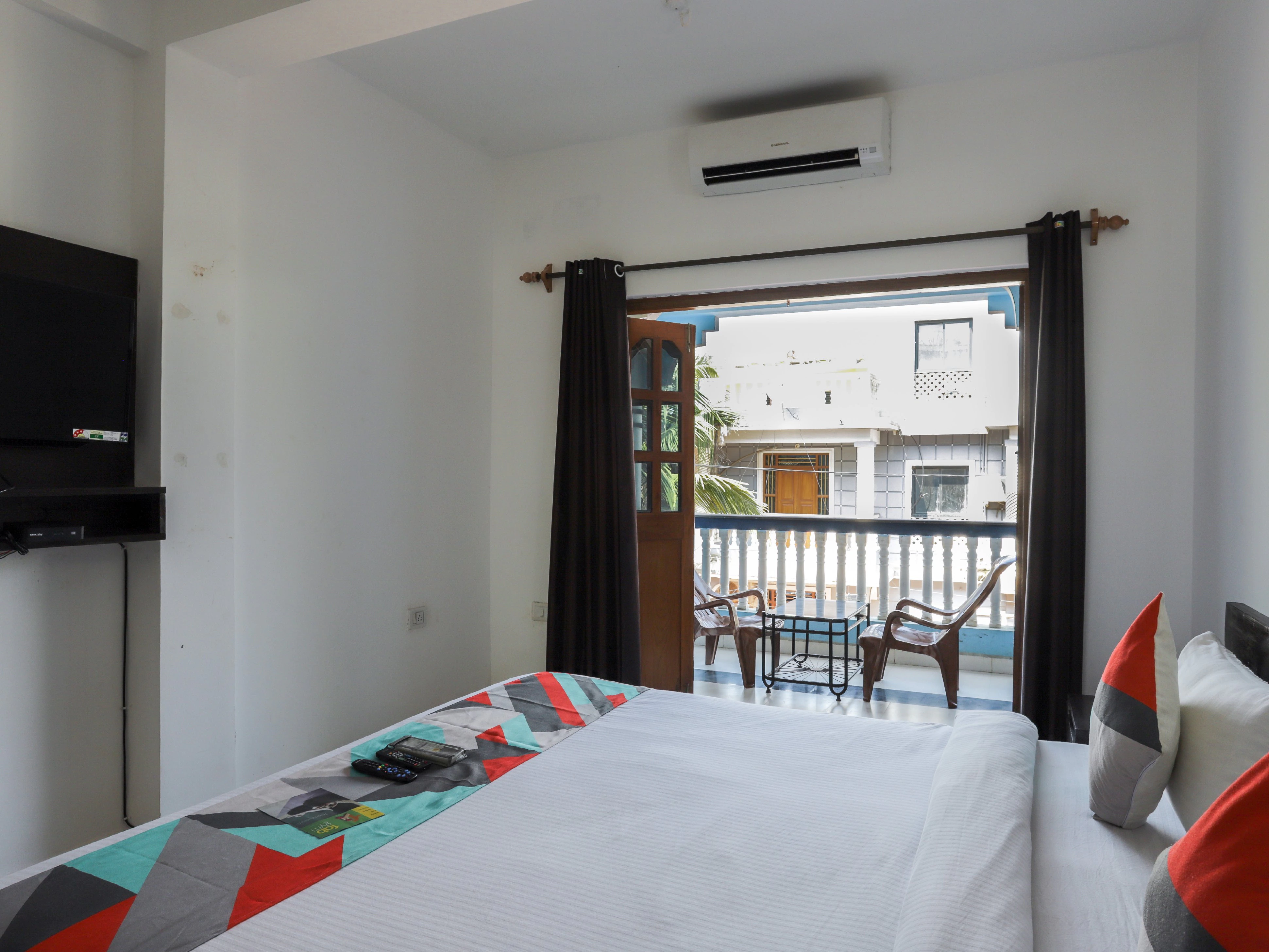 Emmanuel Beach Resorts, Book Goa Hotels Starting From ₹ 13950