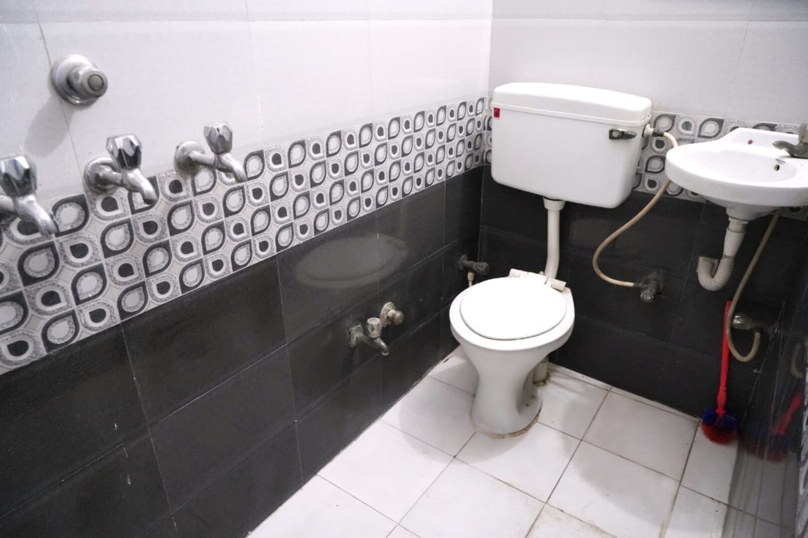 Utkarsh Vilas Tavisha, Book Agra Hotels