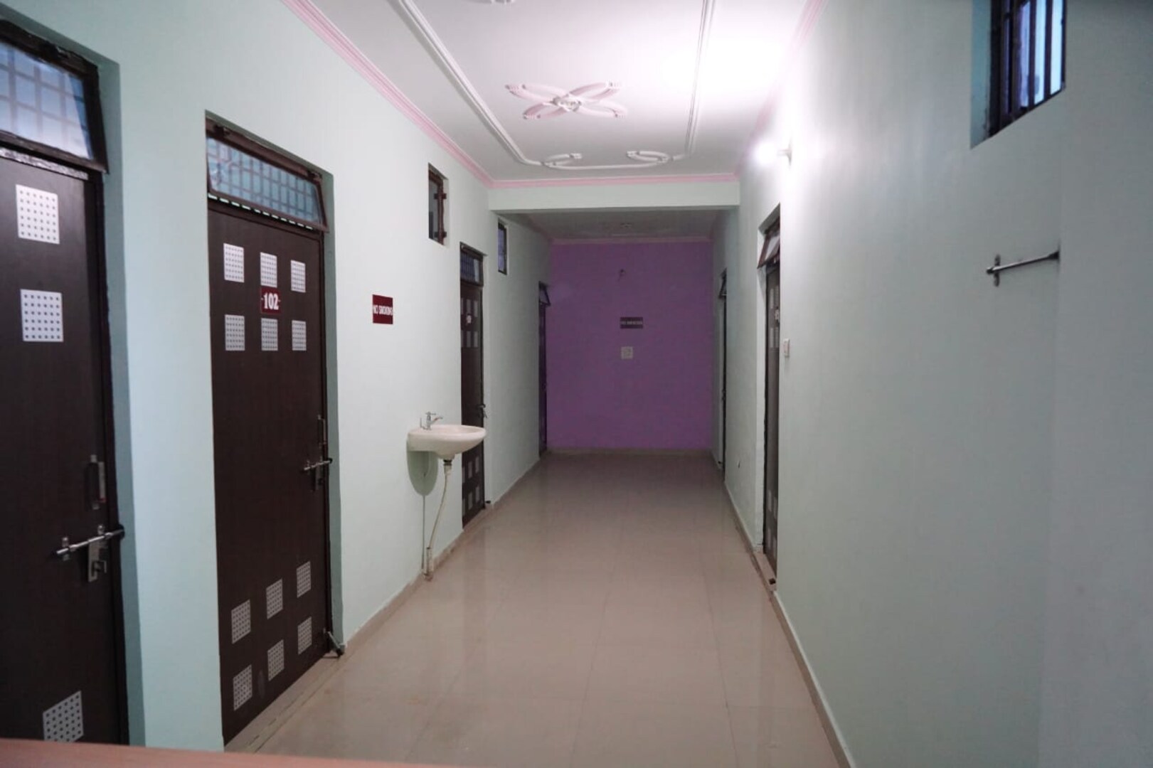 Utkarsh Vilas Tavisha, Book Agra Hotels