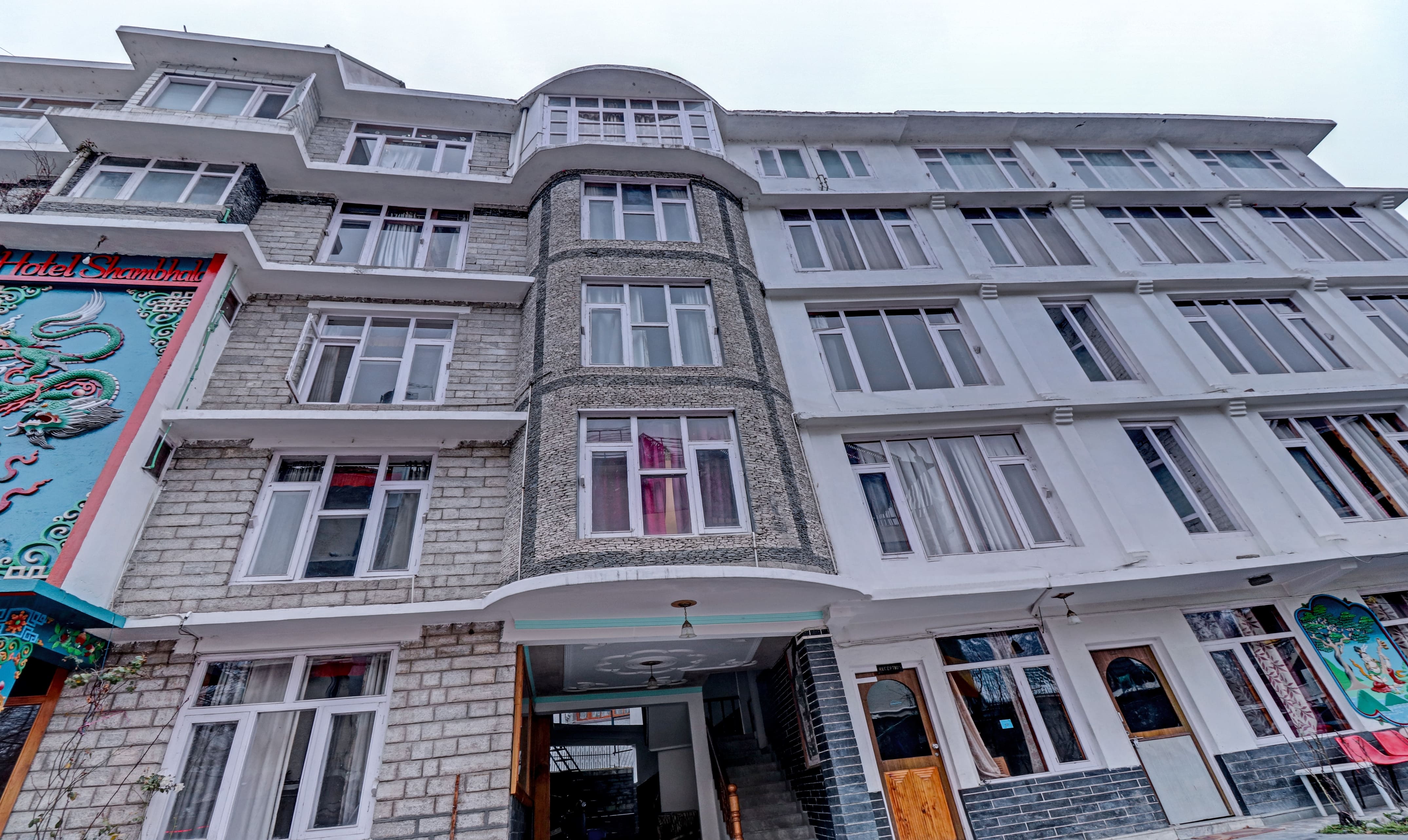 Treebo Hotels | Book Hotels And Rooms at EaseMyTrip