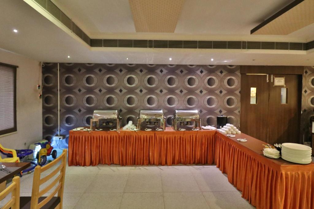 Hotel Allum Bellary: Reviews, Price, Photos, Address