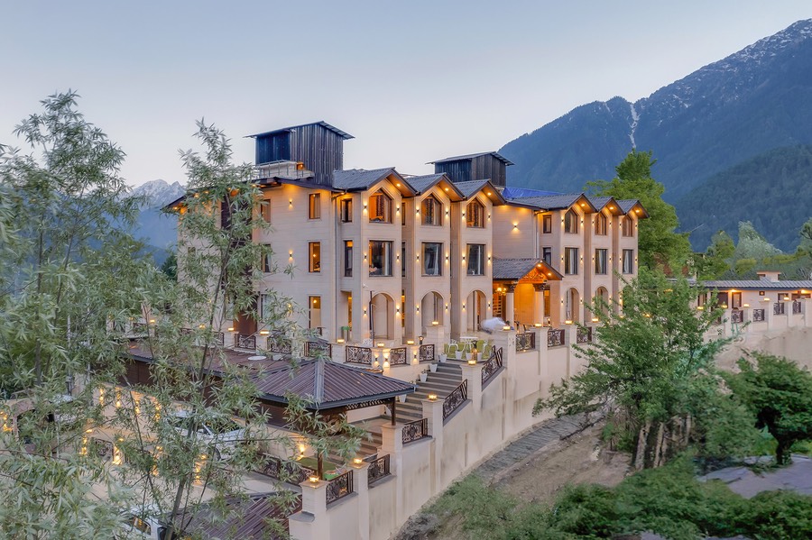 Hillside Resort & Spa Pahalgam Hotel – Quality Stays, Stylish Surroundings