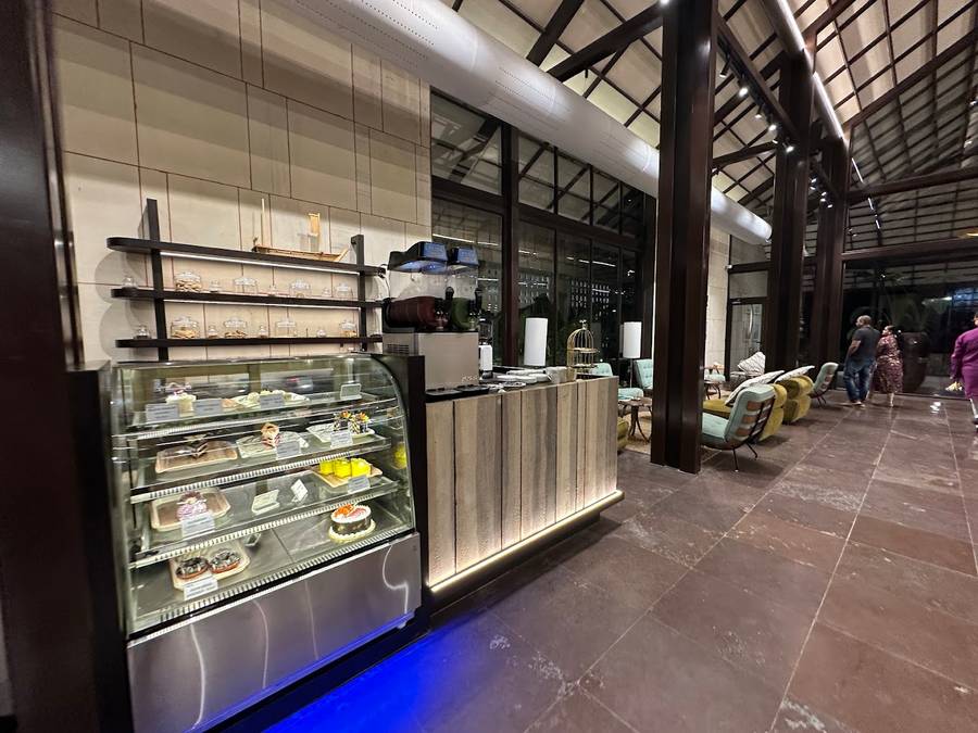 Unique Resort & Lifestyle Hotel Valsad: Reviews, Price, Photos, Address