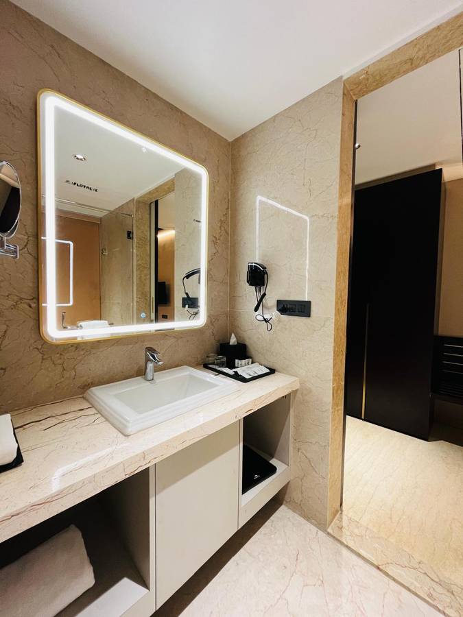 Unique Resort & Lifestyle Hotel Valsad: Reviews, Price, Photos, Address