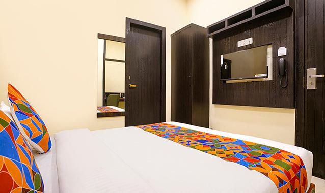 Fabhotel Skyline Suite - Nr Sahar Cargo Mumbai: Reviews, Price, Photos ...