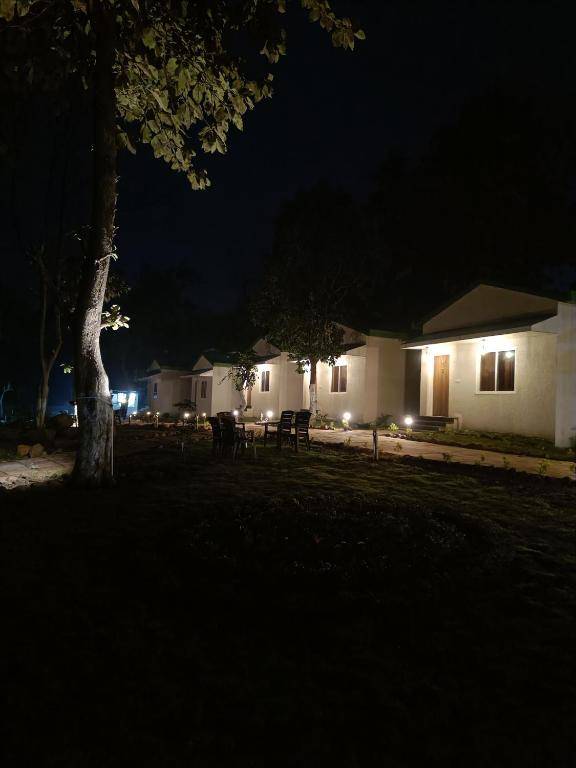 The Golden Woods Resort Hotel Pachmarhi, Book Hotels Starting From ₹ 3696