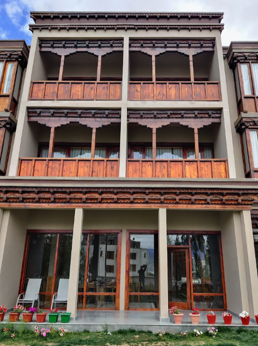 The Bodhi Tree Hotel, Book Leh Hotels