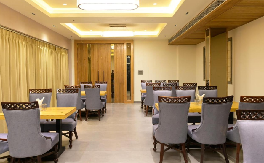 Hotel Aditya Grand Bhopal, Book Hotels Starting From ₹ 3001